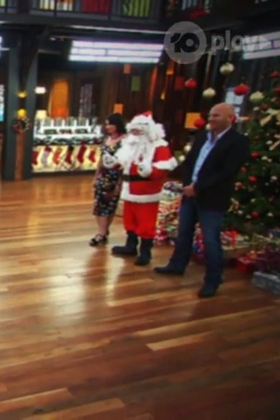 Food Deception & Christmas Dinner Pictures | Rotten Tomatoes