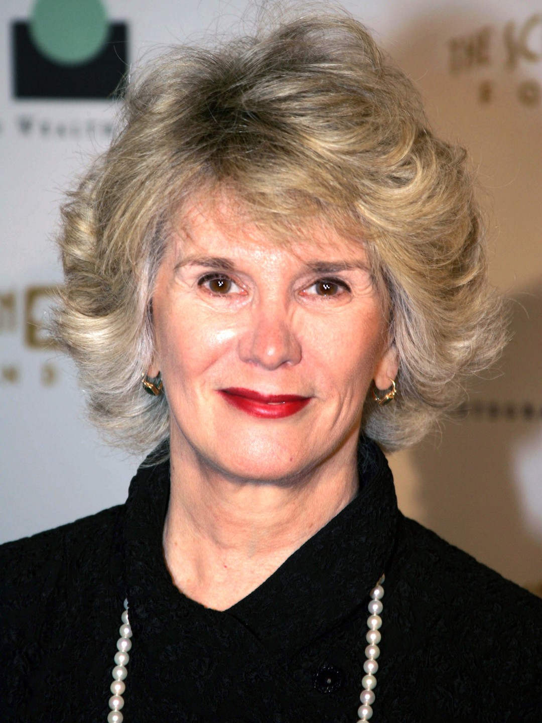 Jane Rogan's Instagram, Twitter & Facebook on IDCrawl