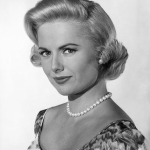 Martha Hyer - Rotten Tomatoes