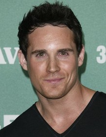 Zach Scheerer - Rotten Tomatoes