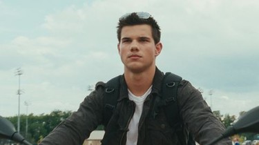 Abduction Cast