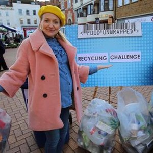 Food Unwrapped: Season 14, Episode 1 - Rotten Tomatoes