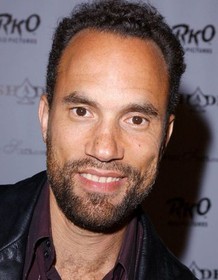 Roger Smith - Rotten Tomatoes