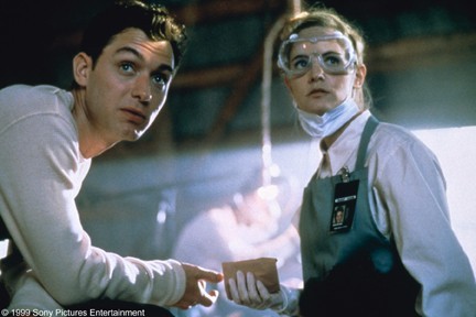 Existenz Movie Cineville Presents: EXistenZ — WONDERVILLE