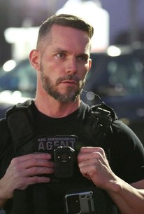 Bail Jumpers: Season 1, Episode 1 | Rotten Tomatoes