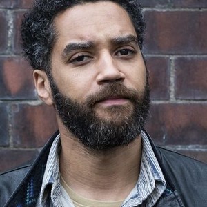 Red Rose - Rotten Tomatoes