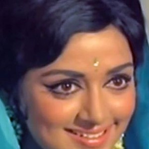 Paraya Dhan - Rotten Tomatoes