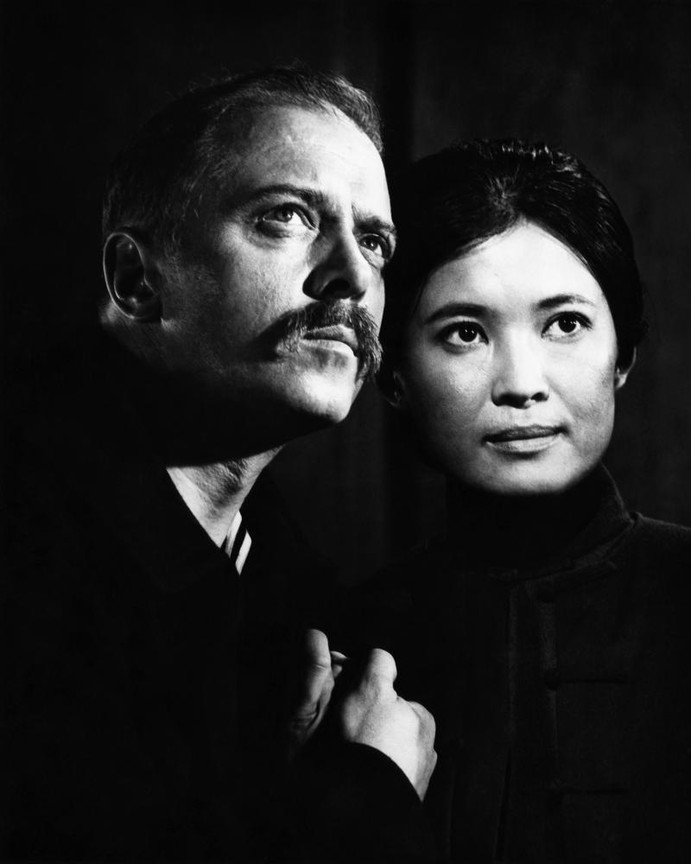 Emmanuelle Arsan's Instagram, Twitter & Facebook on IDCrawl