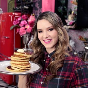 Nadia G's Bitchin' Kitchen: Season 3, Episode 13 - Rotten Tomatoes