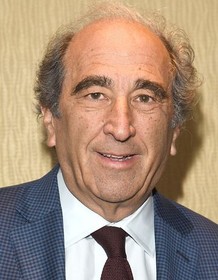 Andrew Lack | Rotten Tomatoes