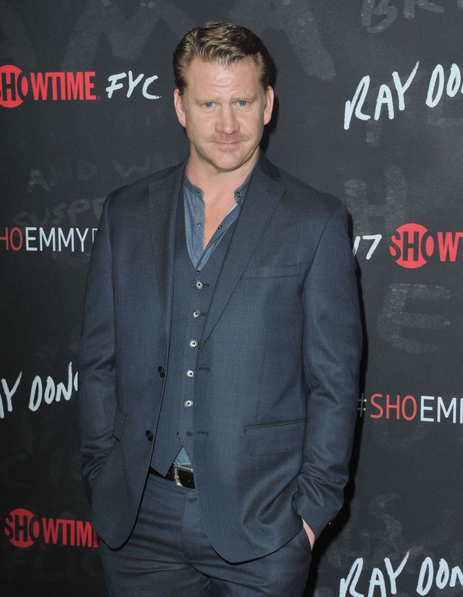 Dash Mihok Shirtless