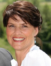 Corinna Binzer - Rotten Tomatoes