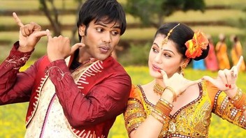 taapsee pannu jhummandi naadam