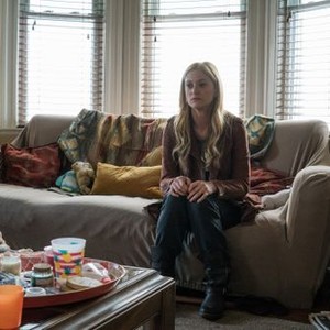Sneaky Pete - Rotten Tomatoes