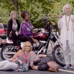 Queen Bees - Rotten Tomatoes