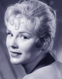 Susanne Cramer - Rotten Tomatoes