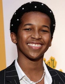 Alexander Bello - Rotten Tomatoes