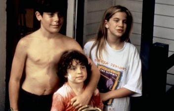 Aaron Michael Metchik Anna Chlumsky Aaron Michael Metchik 8x10 Picture