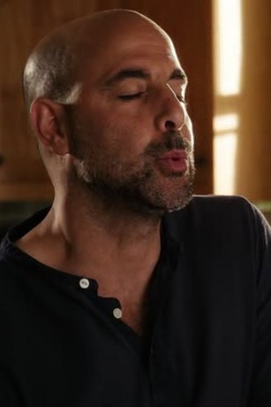 Robin Holzhauer's Instagram, Twitter & Facebook on IDCrawl