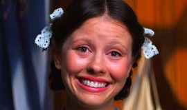 Pearl - Trailers & Videos | Rotten Tomatoes