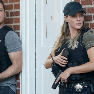 Chicago P.D.: Season 10, Episode 1 - Rotten Tomatoes