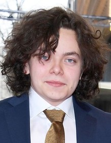 Aleksander Holmen | Rotten Tomatoes