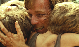 The Impossible - Trailers & Videos | Rotten Tomatoes