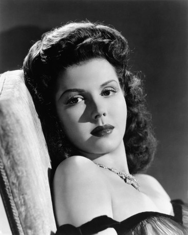 Winnie Clark's Instagram, Twitter & Facebook on IDCrawl