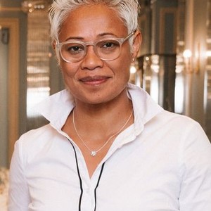 Amazing Hotels: Life Beyond the Lobby - Rotten Tomatoes