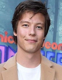 Justin Derickson | Rotten Tomatoes