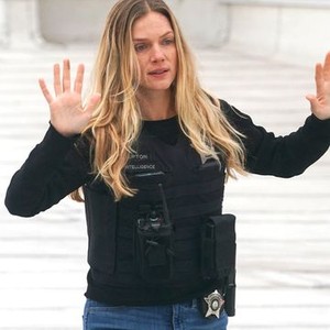 Chicago P.D.: Season 10, Episode 5 - Rotten Tomatoes