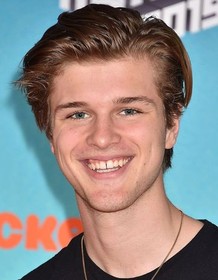 Alex Lange | Rotten Tomatoes