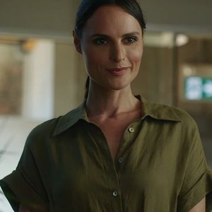 Good Wife's Guide to Murder - Rotten Tomatoes