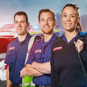 Paramedics: Season 1, Episode 1 - Rotten Tomatoes