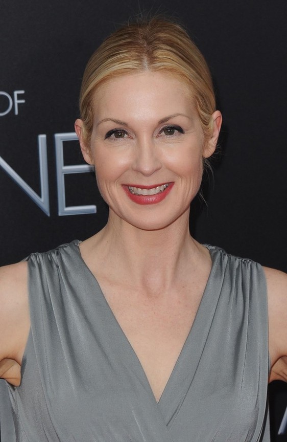 Kelly Rutherford Legs