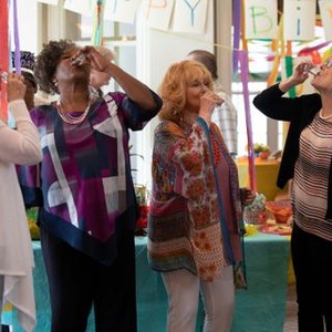 Queen Bees - Rotten Tomatoes