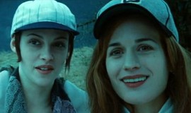 Twilight - Trailers & Videos | Rotten Tomatoes