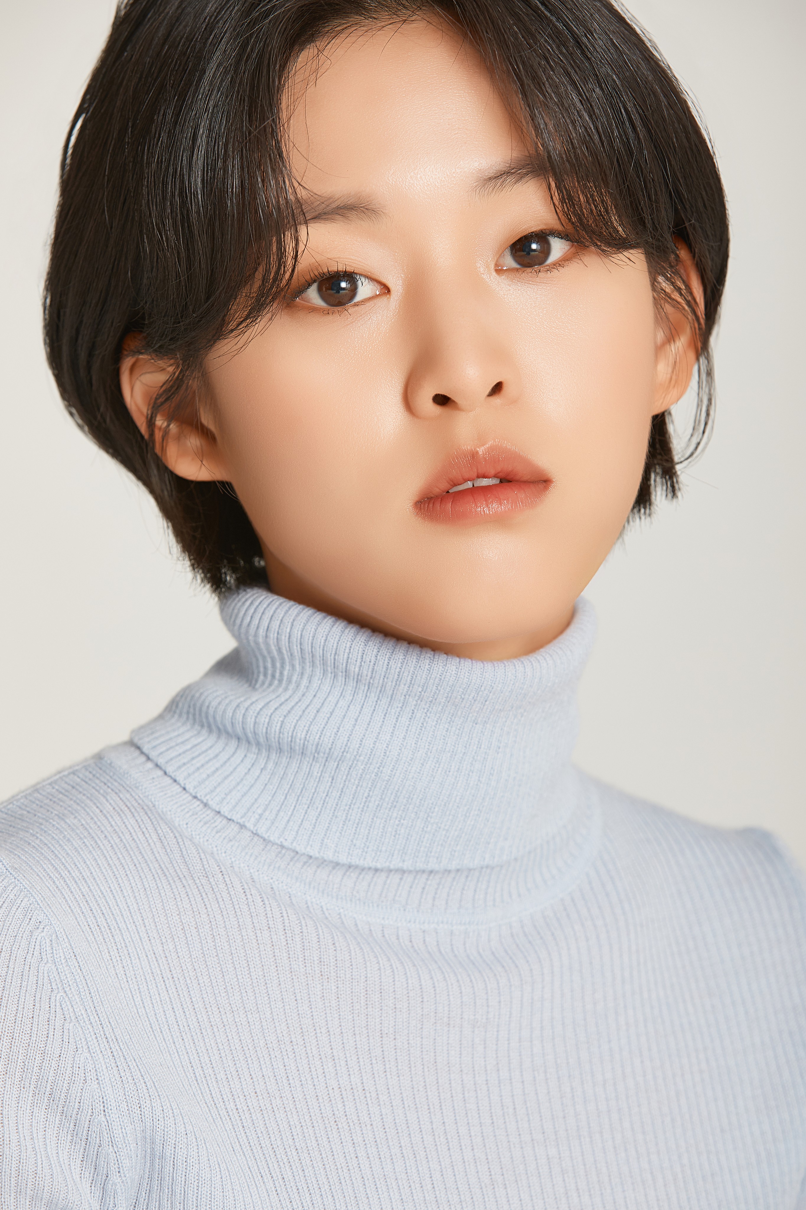 Lee Yeon Pictures | Rotten Tomatoes