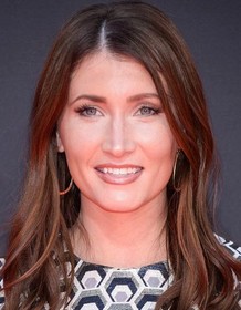 Julia Landauer | Rotten Tomatoes