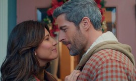 Reporting for Christmas - Trailers & Videos | Rotten Tomatoes