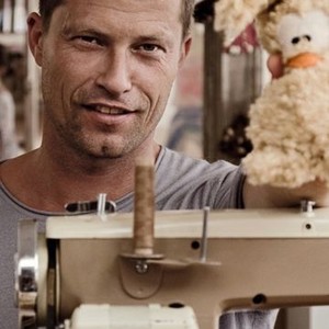 Rabbit Without Ears 2 - Rotten Tomatoes