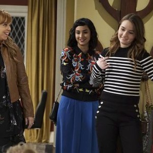 Kaitlyn Dever - Rotten Tomatoes