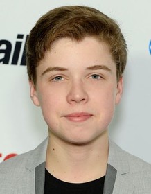 Evan Roe | Rotten Tomatoes