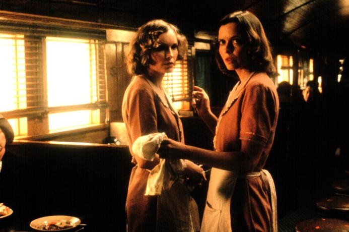 Stephanie Farrow Actor Mia Farrow's Sister, Tisa Dies At 72! NewsX