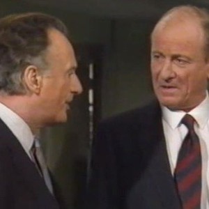 Yes, Prime Minister: Season 1, Episode 1 - Rotten Tomatoes