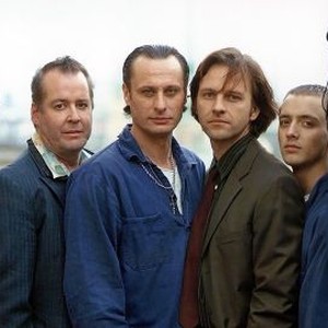 Breaking Out - Rotten Tomatoes