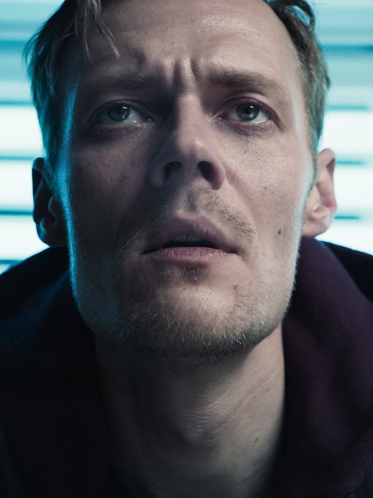 As I Fall (Når jeg faller) Pictures - Rotten Tomatoes