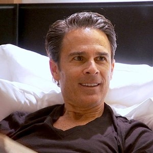 Gary Janetti - Rotten Tomatoes