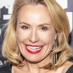 Meredith Thomas - Rotten Tomatoes