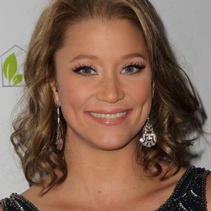 Kristen Renton - Rotten Tomatoes